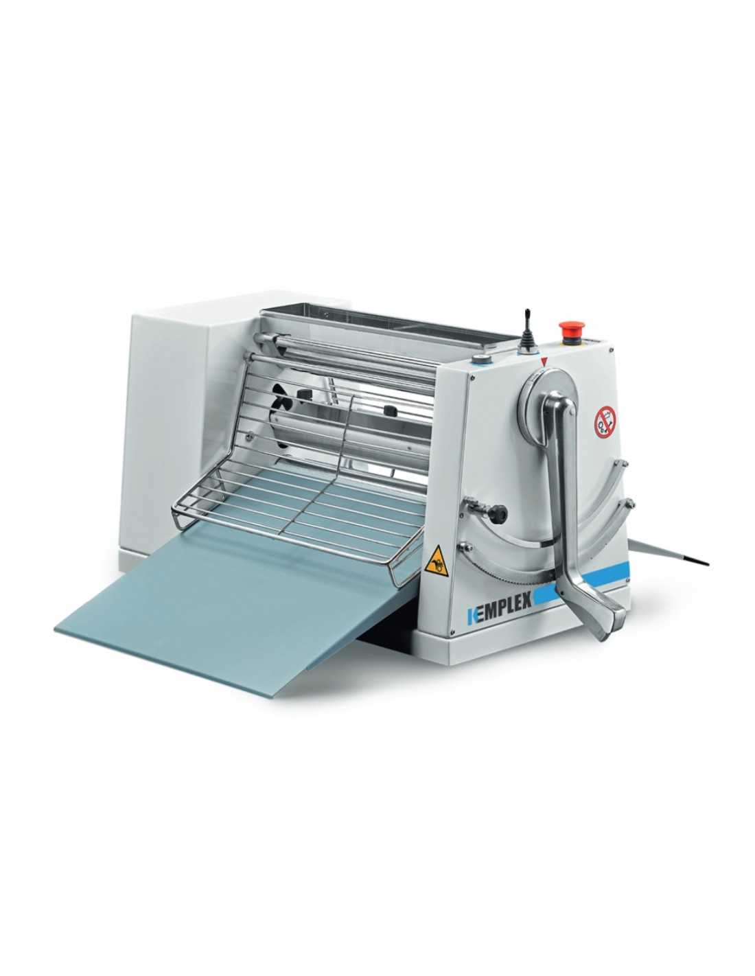 Pastry dough sheeters